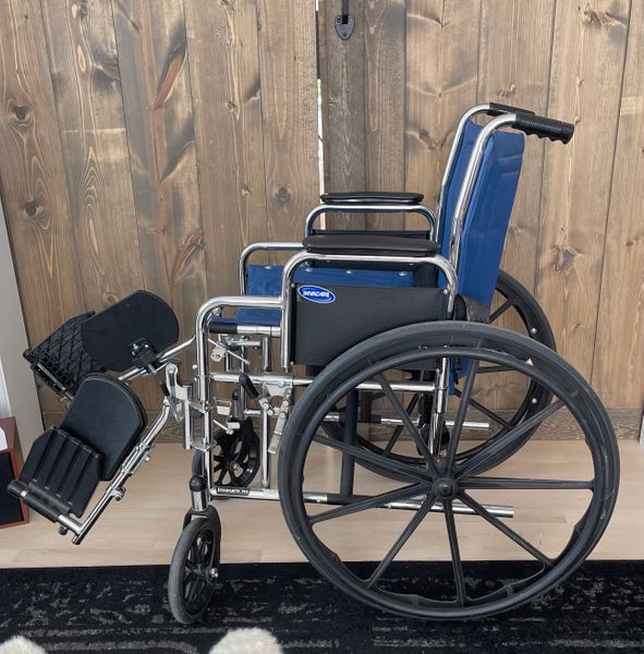Invacare transport wheelchair - LittleWins